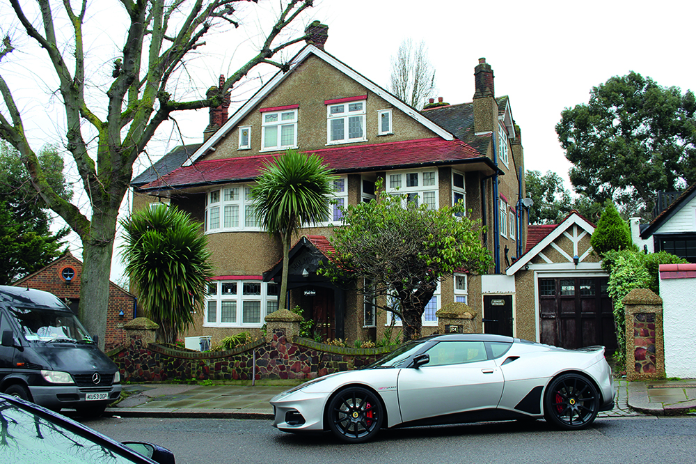 Long read: Lotus’s London landmarks – Absolute Lotus