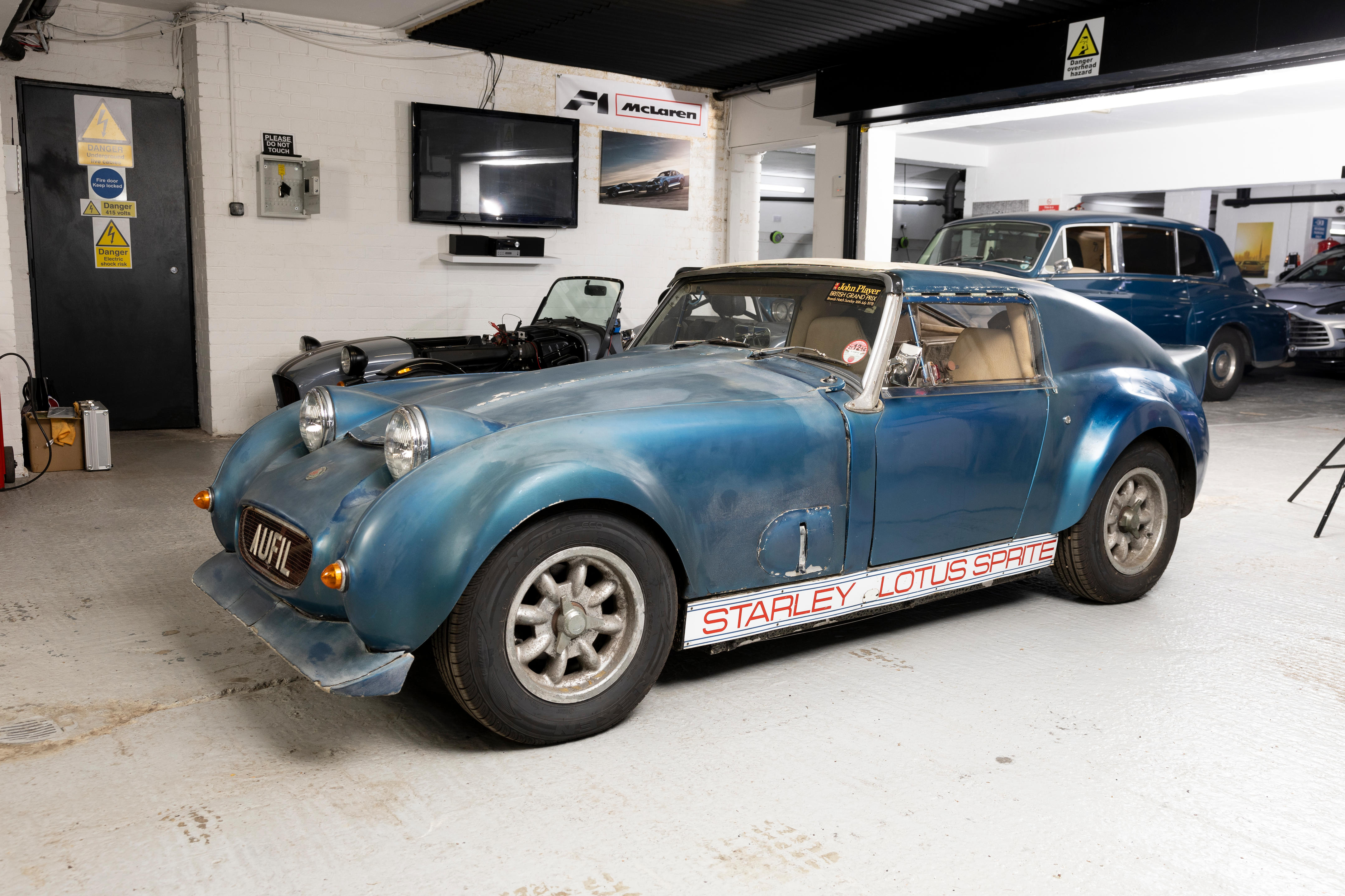 If you can’t beat them, join them: The ‘Frogeye’ Sprite with a Lotus ...