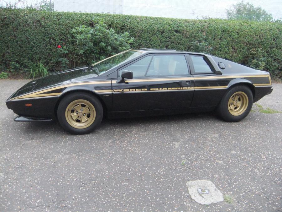 JPS Lotus Esprit – Absolute Lotus